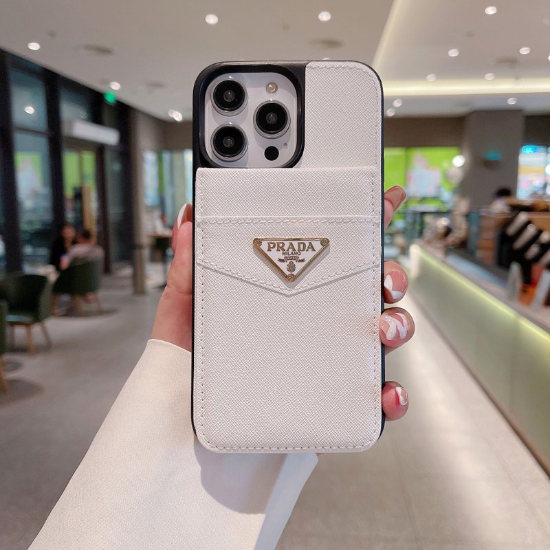 サンローラン iPhone16/16プロケース カードポケット プラダ サンローラン iPhone16/16プロケース カードポケット プラダ